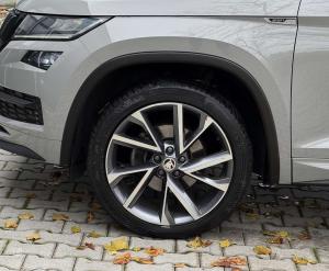 Grey Skoda Kodiaq 2021 in Siauliai, with an engine capacity of 1.50 L and mileage of 219 thousand km for 21990 €, photo 11 on AUTOMOTO.COM.LV