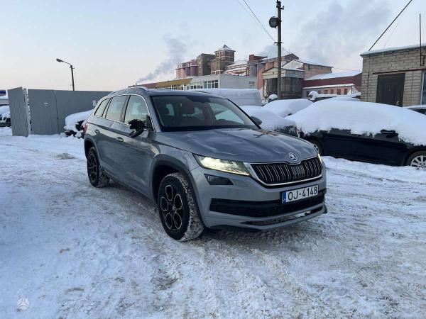 Grey Skoda Kodiaq 2021 in Kaunas, with an engine capacity of 1.97 L and mileage of 188 thousand km for 11900 €, photo 2 on AUTOMOTO.COM.LV
