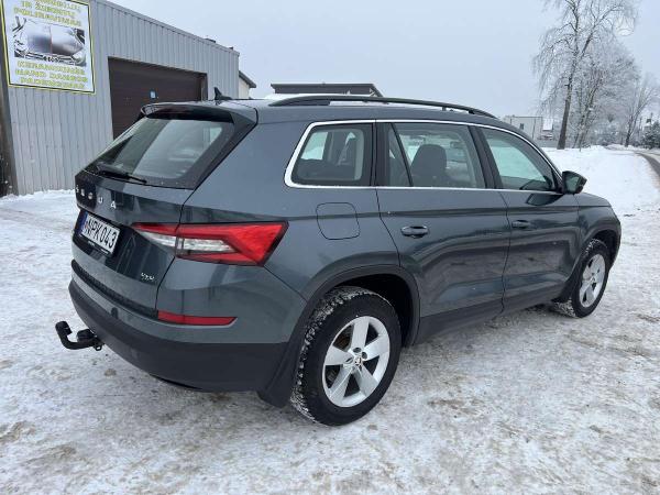 Pelēks Skoda Kodiaq 2021 Kauņa, ar dzinēja tilpumu 1.97 L un nobraukumu 169 tūkst. km par 19999 €, foto 3 vietnē AUTOMOTO.COM.LV