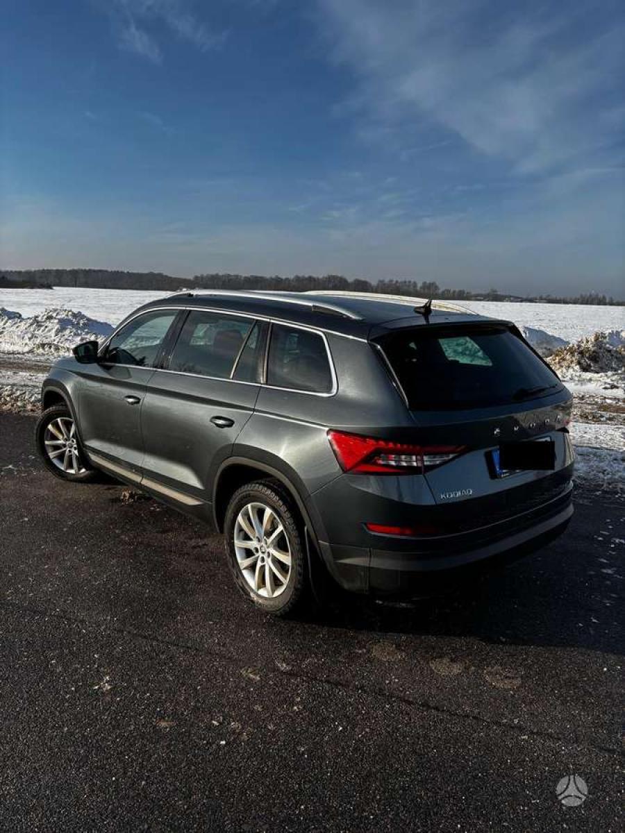 Pelēks Skoda Kodiaq 2021 Klaipėda, ar dzinēja tilpumu 1.50 L un nobraukumu 88 tūkst. km par 22000 €, foto 4 vietnē AUTOMOTO.COM.LV