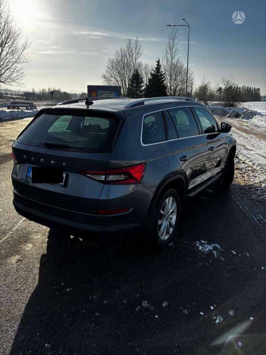 Pelēks Skoda Kodiaq 2021 Klaipėda, ar dzinēja tilpumu 1.50 L un nobraukumu 88 tūkst. km par 22000 €, foto 5 vietnē AUTOMOTO.COM.LV