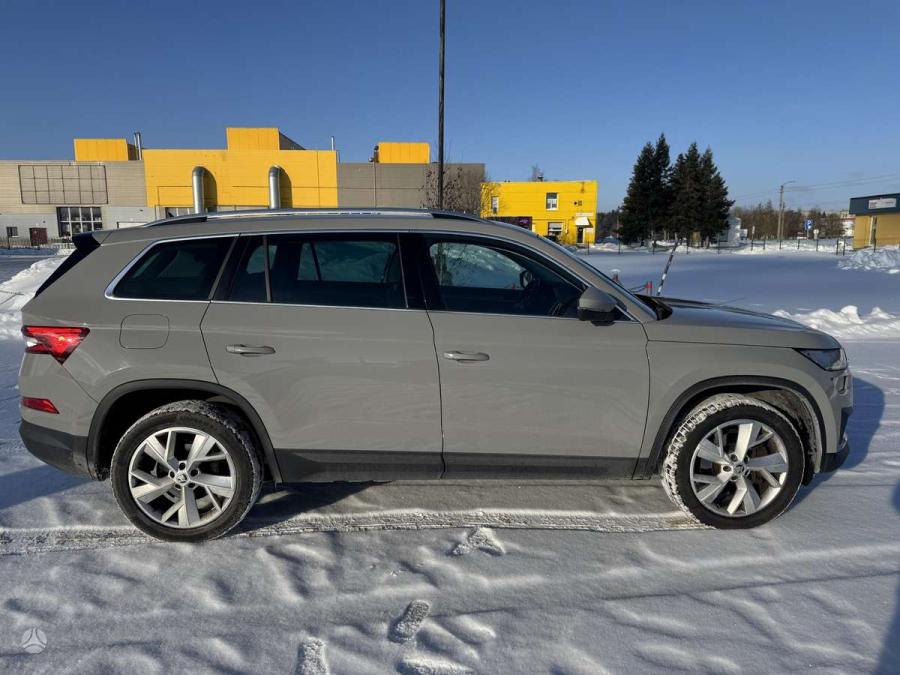 Grey Skoda Kodiaq 2021 in Utena, with an engine capacity of 1.97 L and mileage of 91 thousand km for 27000 €, photo 7 on AUTOMOTO.COM.LV