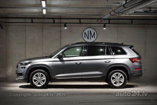 Pelēks Skoda Kodiaq 2021 Tallina, ar dzinēja tilpumu 1.50 L un nobraukumu 127 tūkst. km par 23490 €, foto 7 vietnē AUTOMOTO.COM.LV