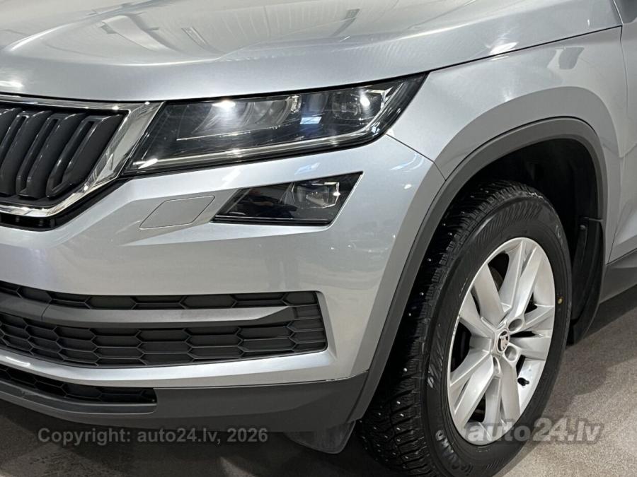 Pelēks Skoda Kodiaq 2021 Tallina, ar dzinēja tilpumu 2.00 L un nobraukumu 92 tūkst. km par 22900 €, foto 20 vietnē AUTOMOTO.COM.LV