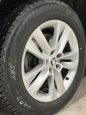 Pelēks Skoda Kodiaq 2021 Tallina, ar dzinēja tilpumu 2.00 L un nobraukumu 92 tūkst. km par 22900 €, foto 24 vietnē AUTOMOTO.COM.LV
