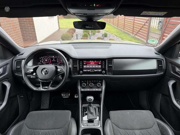 Pelēks Skoda Kodiaq 2021 Šauļi, ar dzinēja tilpumu 1.50 L un nobraukumu 233 tūkst. km par 22300 €, foto 11 vietnē AUTOMOTO.COM.LV