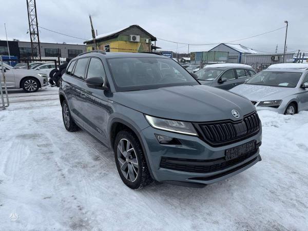 Grey Skoda Kodiaq 2021 in Kaunas, with an engine capacity of 1.50 L and mileage of 188 thousand km for 21400 €, photo 2 on AUTOMOTO.COM.LV