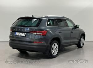 Pelēks Skoda Kodiaq 2021 Tallina, ar dzinēja tilpumu 2.00 L un nobraukumu 96 tūkst. km par 24900 €, foto 2 vietnē AUTOMOTO.COM.LV