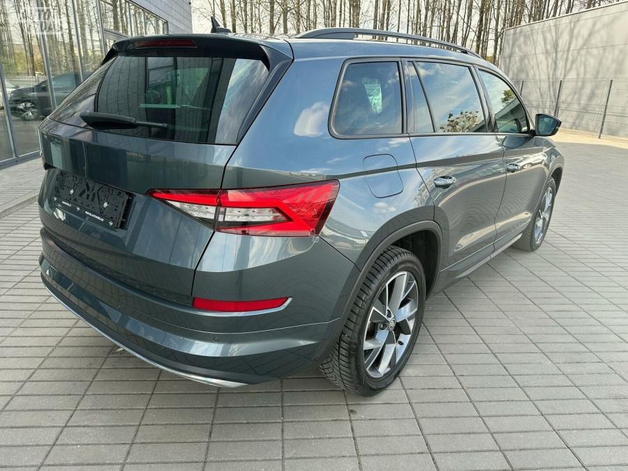 Серый Шкода Kodiaq 2021 в Каунас, объемом двигателя 1.50 л и пробегом 217 тыс. км за 20900 €, фото 4 на AUTOMOTO.COM.LV