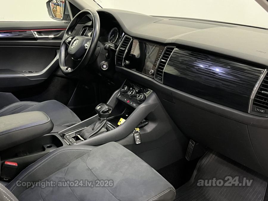 Pelēks Skoda Kodiaq 2021 Tallina, ar dzinēja tilpumu 2.00 L un nobraukumu 111 tūkst. km par 25700 €, foto 4 vietnē AUTOMOTO.COM.LV