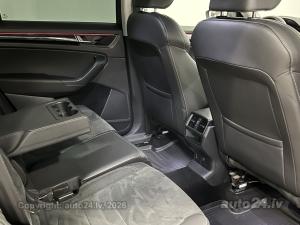 Pelēks Skoda Kodiaq 2021 Tallina, ar dzinēja tilpumu 2.00 L un nobraukumu 111 tūkst. km par 25700 €, foto 5 vietnē AUTOMOTO.COM.LV