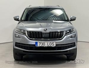 Pelēks Skoda Kodiaq 2021 Tallina, ar dzinēja tilpumu 2.00 L un nobraukumu 111 tūkst. km par 25700 €, foto 21 vietnē AUTOMOTO.COM.LV