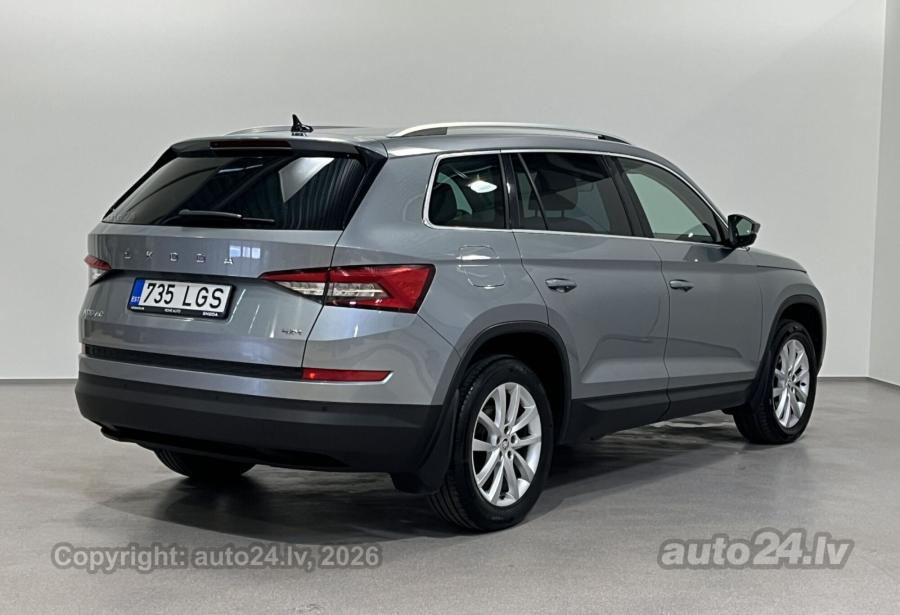 Pelēks Skoda Kodiaq 2021 Tallina, ar dzinēja tilpumu 2.00 L un nobraukumu 125 tūkst. km par 25900 €, foto 3 vietnē AUTOMOTO.COM.LV