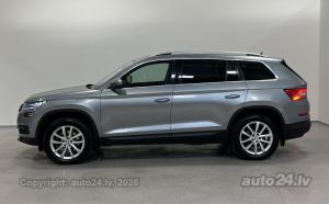 Pelēks Skoda Kodiaq 2021 Tallina, ar dzinēja tilpumu 2.00 L un nobraukumu 125 tūkst. km par 25900 €, foto 21 vietnē AUTOMOTO.COM.LV