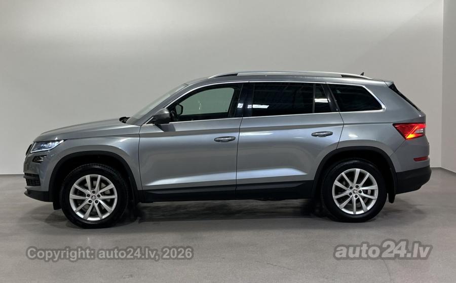 Pelēks Skoda Kodiaq 2021 Tallina, ar dzinēja tilpumu 2.00 L un nobraukumu 125 tūkst. km par 25900 €, foto 21 vietnē AUTOMOTO.COM.LV