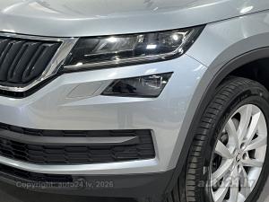 Pelēks Skoda Kodiaq 2021 Tallina, ar dzinēja tilpumu 2.00 L un nobraukumu 125 tūkst. km par 25900 €, foto 22 vietnē AUTOMOTO.COM.LV