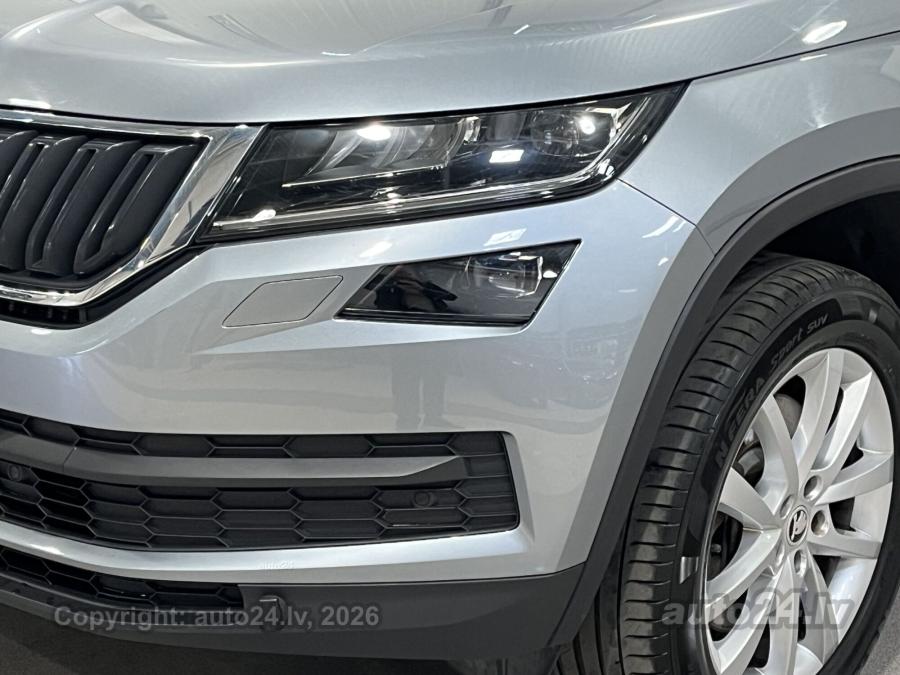 Pelēks Skoda Kodiaq 2021 Tallina, ar dzinēja tilpumu 2.00 L un nobraukumu 125 tūkst. km par 25900 €, foto 22 vietnē AUTOMOTO.COM.LV