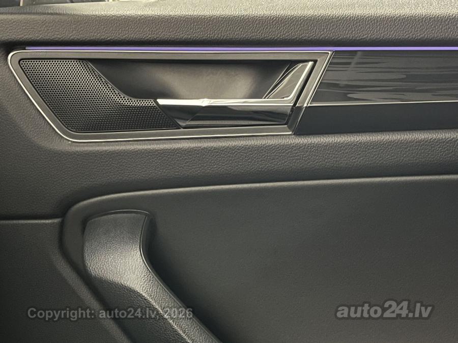 Pelēks Skoda Kodiaq 2021 Tallina, ar dzinēja tilpumu 2.00 L un nobraukumu 125 tūkst. km par 25900 €, foto 24 vietnē AUTOMOTO.COM.LV