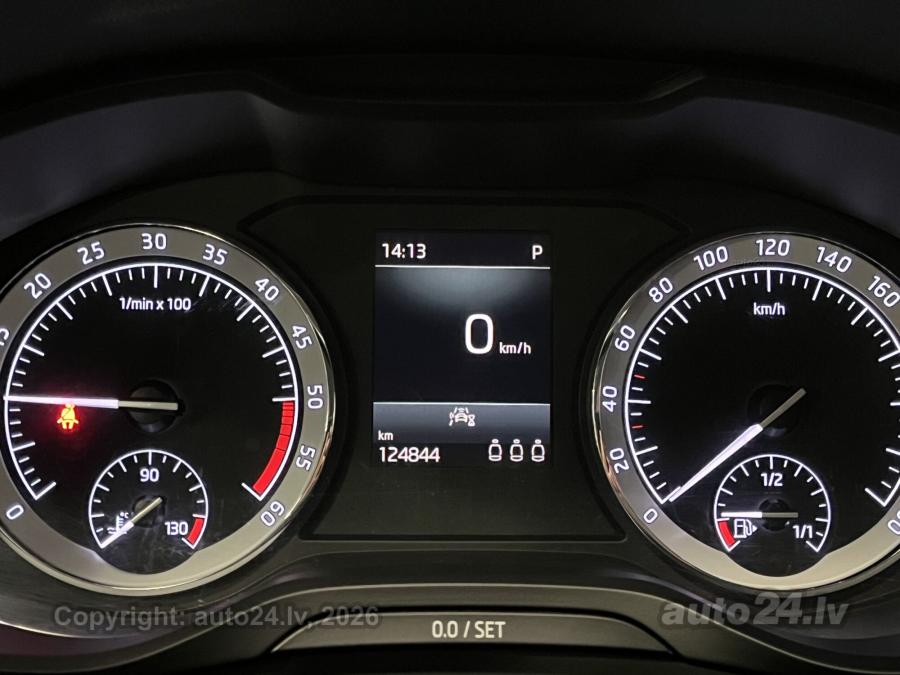 Pelēks Skoda Kodiaq 2021 Tallina, ar dzinēja tilpumu 2.00 L un nobraukumu 125 tūkst. km par 25900 €, foto 28 vietnē AUTOMOTO.COM.LV