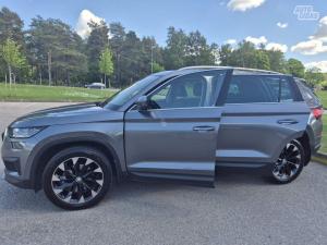 Pelēks Skoda Kodiaq 2021 Viļņa, ar dzinēja tilpumu 1.50 L un nobraukumu 84 tūkst. km par 29900 €, foto  vietnē AUTOMOTO.COM.LV