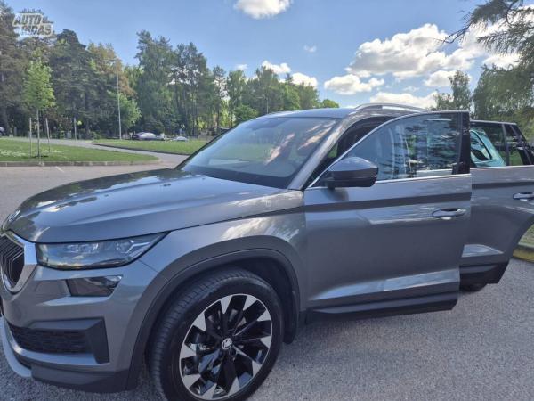 Pelēks Skoda Kodiaq 2021 Viļņa, ar dzinēja tilpumu 1.50 L un nobraukumu 84 tūkst. km par 29900 €, foto 2 vietnē AUTOMOTO.COM.LV