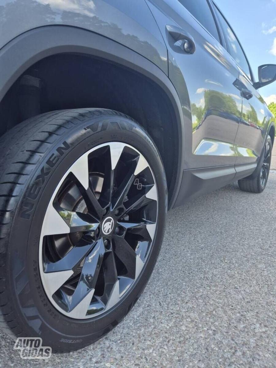 Pelēks Skoda Kodiaq 2021 Viļņa, ar dzinēja tilpumu 1.50 L un nobraukumu 84 tūkst. km par 29900 €, foto 7 vietnē AUTOMOTO.COM.LV