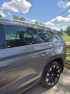 Pelēks Skoda Kodiaq 2021 Viļņa, ar dzinēja tilpumu 1.50 L un nobraukumu 84 tūkst. km par 29900 €, foto 9 vietnē AUTOMOTO.COM.LV