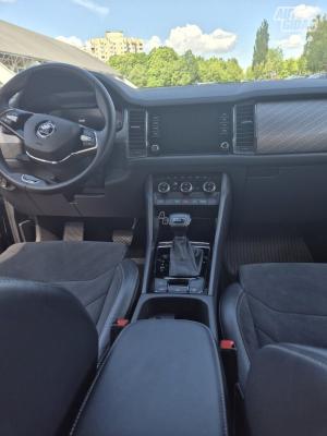 Pelēks Skoda Kodiaq 2021 Viļņa, ar dzinēja tilpumu 1.50 L un nobraukumu 84 tūkst. km par 29900 €, foto 28 vietnē AUTOMOTO.COM.LV