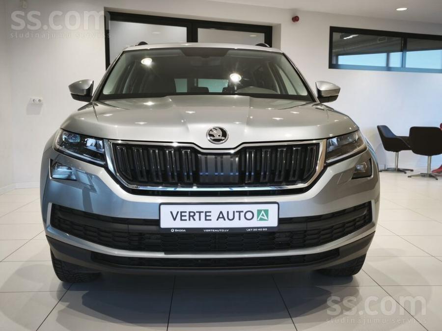 Pelēks Skoda Kodiaq 2021 Rīga, ar dzinēja tilpumu 1.50 L un nobraukumu 78 tūkst. km par 23290 €, foto 3 vietnē AUTOMOTO.COM.LV