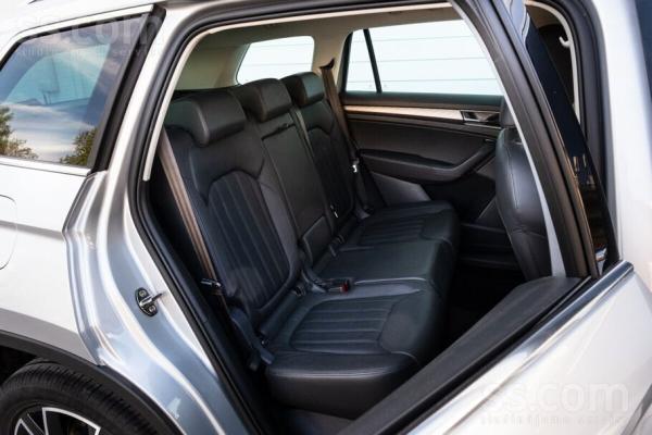 Grey Skoda Kodiaq 2021 in Riga, with an engine capacity of 2.00 L and mileage of 136 thousand km for 28650 €, photo 8 on AUTOMOTO.COM.LV