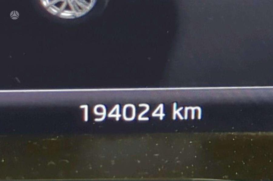 Grey Skoda Kodiaq 2021 in Vilnius, with an engine capacity of 1.97 L and mileage of 194 thousand km for 19999 €, photo 13 on AUTOMOTO.COM.LV
