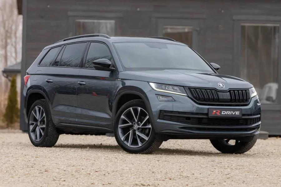 Grey Skoda Kodiaq 2021 in Jelgava, with an engine capacity of 1.50 L and mileage of 188 thousand km for 21900 €, photo 1 on AUTOMOTO.COM.LV