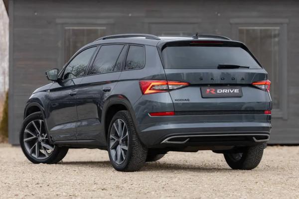 Grey Skoda Kodiaq 2021 in Jelgava, with an engine capacity of 1.50 L and mileage of 188 thousand km for 21900 €, photo 6 on AUTOMOTO.COM.LV