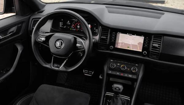 Grey Skoda Kodiaq 2021 in Jelgava, with an engine capacity of 1.50 L and mileage of 188 thousand km for 21900 €, photo 9 on AUTOMOTO.COM.LV