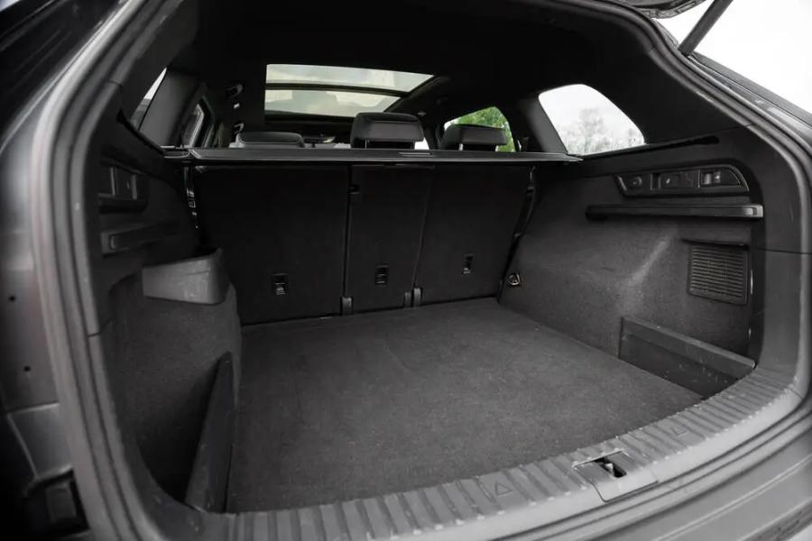 Grey Skoda Kodiaq 2021 in Jelgava, with an engine capacity of 1.50 L and mileage of 188 thousand km for 21900 €, photo 14 on AUTOMOTO.COM.LV