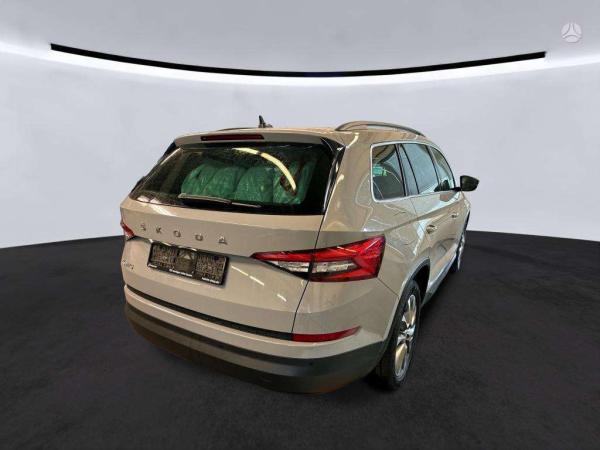 Pelēks Skoda Kodiaq 2021 Kauņa, ar dzinēja tilpumu 1.97 L un nobraukumu 187 tūkst. km par 21300 €, foto 2 vietnē AUTOMOTO.COM.LV