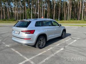 Pelēks Skoda Kodiaq 2021 Rīga, ar dzinēja tilpumu 2.00 L un nobraukumu 79 tūkst. km par 28500 €, foto 4 vietnē AUTOMOTO.COM.LV
