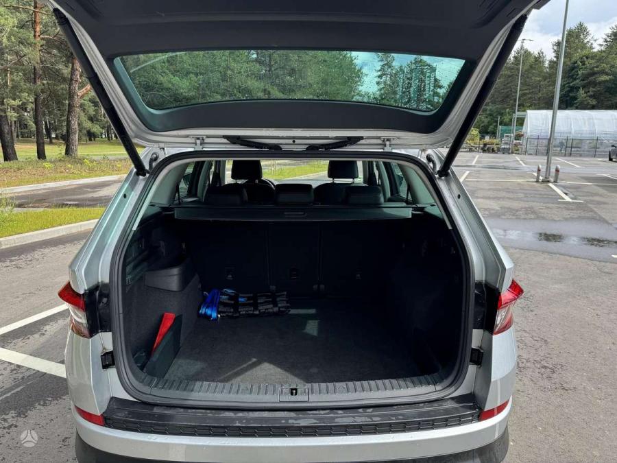 Pelēks Skoda Kodiaq 2021 Viļņa, ar dzinēja tilpumu 1.97 L un nobraukumu 194 tūkst. km par 20900 €, foto 10 vietnē AUTOMOTO.COM.LV