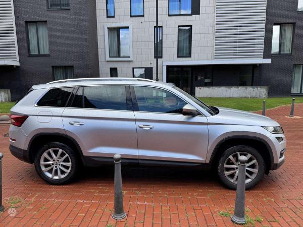 Серый Шкода Kodiaq 2021 в Вильнюс, объемом двигателя 1.97 л и пробегом 194 тыс. км за 20750 €, фото 4 на AUTOMOTO.COM.LV
