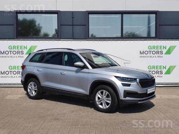 Grey Skoda Kodiaq 2021 in Riga, with an engine capacity of 2.00 L and mileage of 201 thousand km for 20900 €, photo 2 on AUTOMOTO.COM.LV
