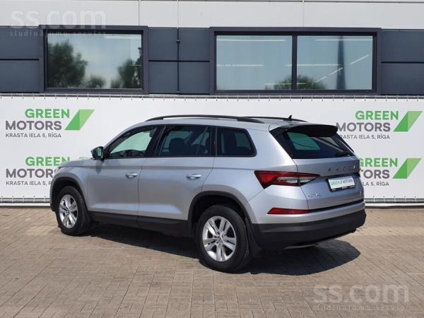 Grey Skoda Kodiaq 2021 in Riga, with an engine capacity of 2.00 L and mileage of 201 thousand km for 20900 €, photo 5 on AUTOMOTO.COM.LV