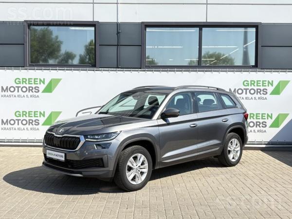 Pelēks Skoda Kodiaq 2021 Rīga, ar dzinēja tilpumu 1.50 L un nobraukumu 65 tūkst. km par 21500 €, foto 1 vietnē AUTOMOTO.COM.LV