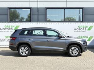 Grey Skoda Kodiaq 2021 in Riga, with an engine capacity of 1.50 L and mileage of 65 thousand km for 21500 €, photo 6 on AUTOMOTO.COM.LV