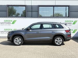 Grey Skoda Kodiaq 2021 in Riga, with an engine capacity of 1.50 L and mileage of 65 thousand km for 21500 €, photo 7 on AUTOMOTO.COM.LV