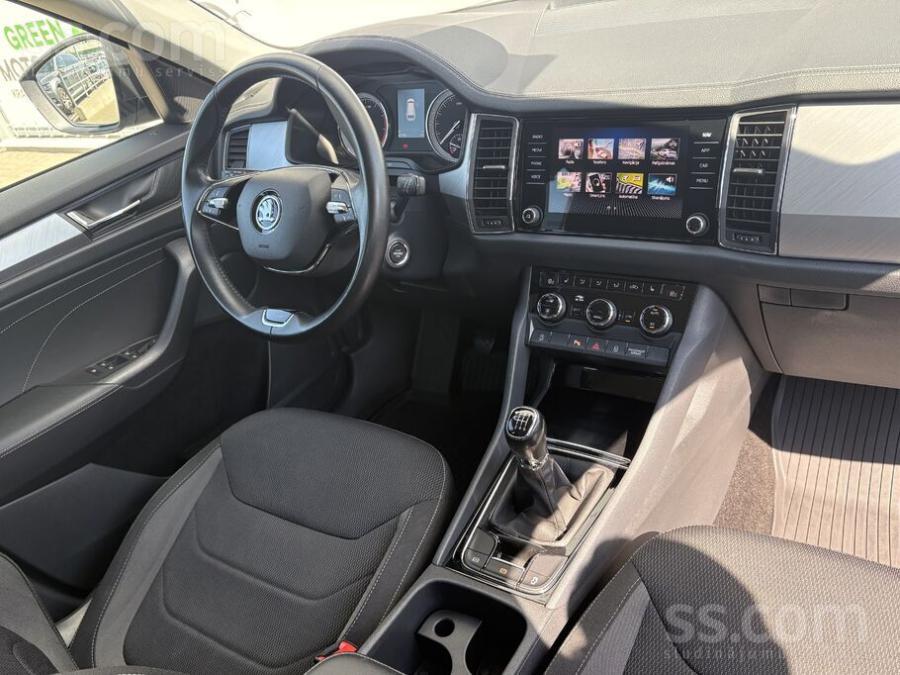 Grey Skoda Kodiaq 2021 in Riga, with an engine capacity of 1.50 L and mileage of 65 thousand km for 21500 €, photo 15 on AUTOMOTO.COM.LV
