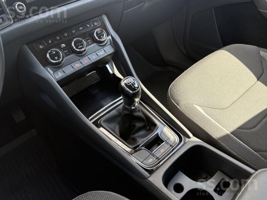 Grey Skoda Kodiaq 2021 in Riga, with an engine capacity of 1.50 L and mileage of 65 thousand km for 21500 €, photo 19 on AUTOMOTO.COM.LV