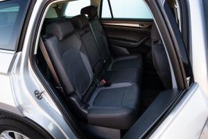 Grey Skoda Kodiaq 2021 in Riga, with an engine capacity of 1.50 L and mileage of 70 thousand km for 23650 €, photo 9 on AUTOMOTO.COM.LV
