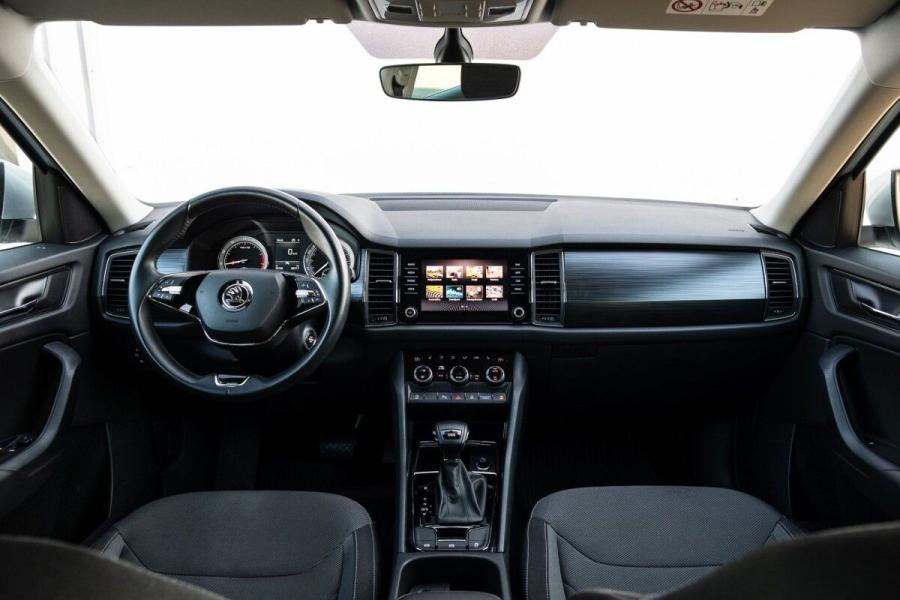 Grey Skoda Kodiaq 2021 in Riga, with an engine capacity of 1.50 L and mileage of 70 thousand km for 23650 €, photo 11 on AUTOMOTO.COM.LV
