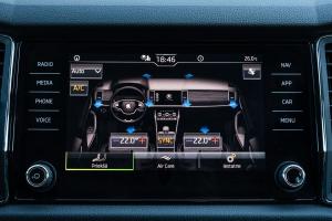 Grey Skoda Kodiaq 2021 in Riga, with an engine capacity of 1.50 L and mileage of 70 thousand km for 23650 €, photo 19 on AUTOMOTO.COM.LV