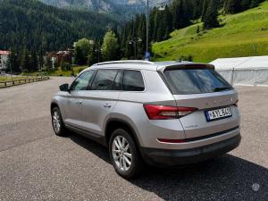 Grey Skoda Kodiaq 2021 in Vilnius, with an engine capacity of 1.97 L and mileage of 194 thousand km for 20700 €, photo 4 on AUTOMOTO.COM.LV